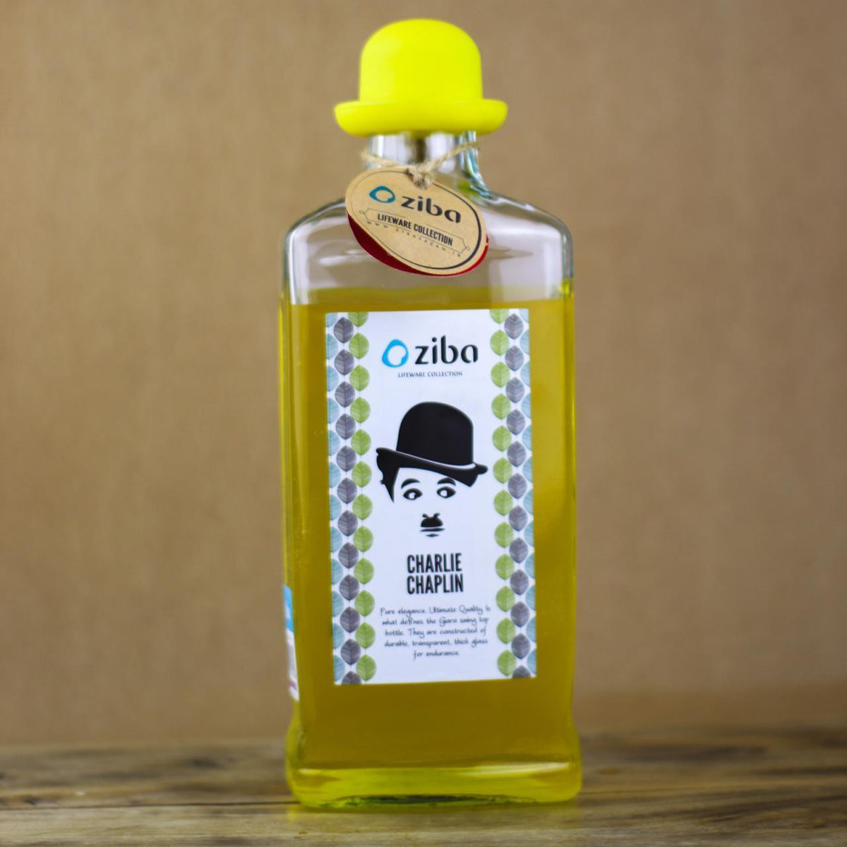 Charlie Chaplin Glass Bottle – Darodeewar